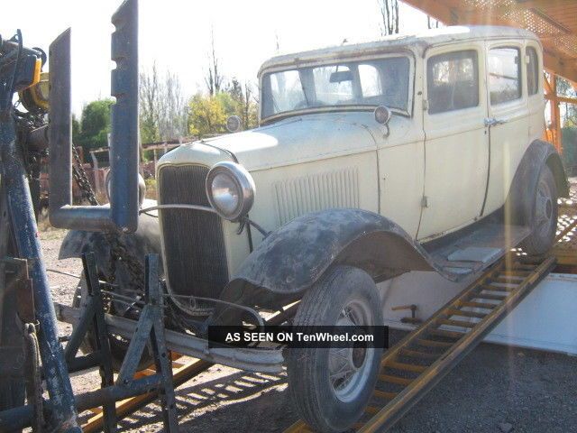 32 Ford 1932 Sedan, V8 Engine Rat Rod