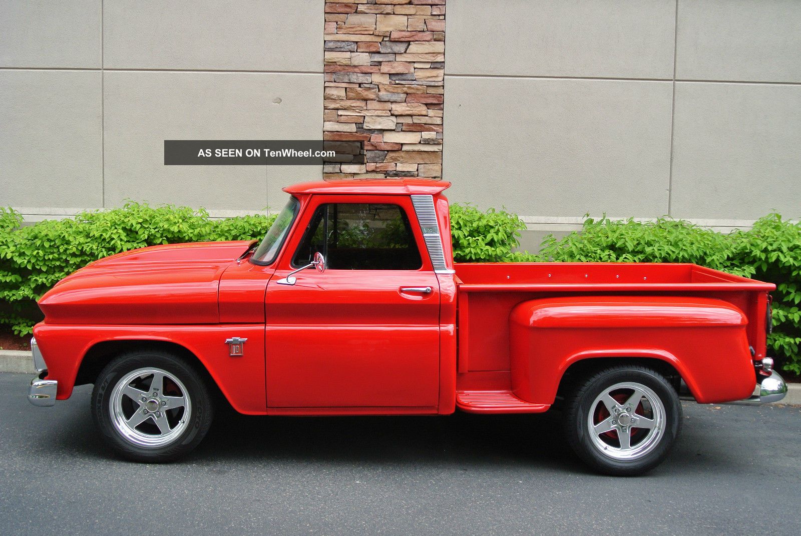 1965 Chevy C10 Custom Step Side Hot Rod Restomod 327 Small Black V8