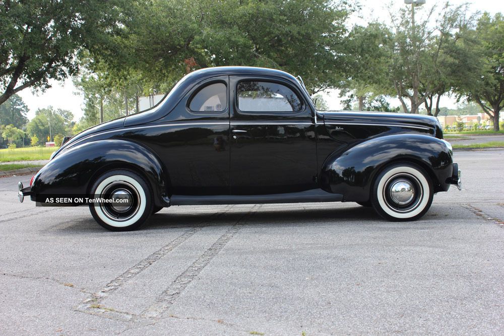 1939 Ford Deluxe Coupe, 38, 40