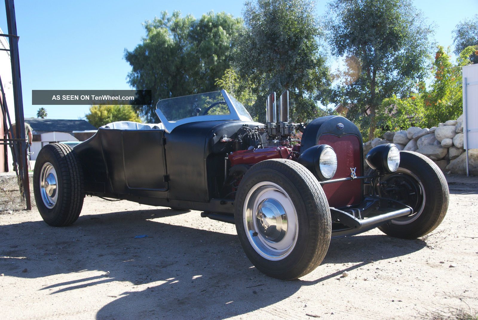 1927 Ford Roadster On 1928 Rails Traditional Hot Rod
