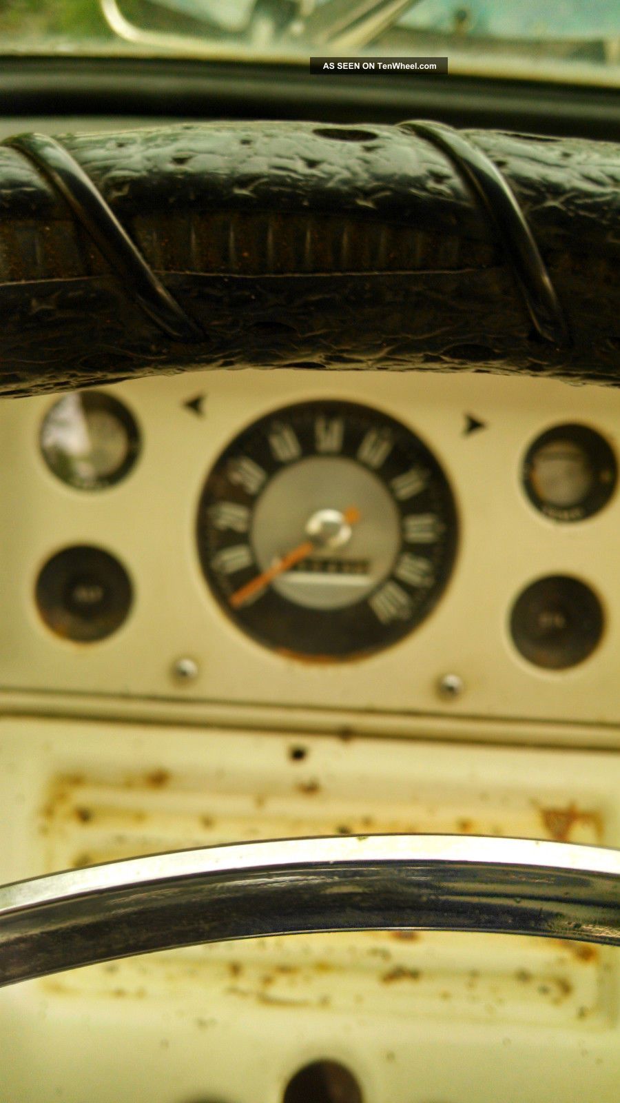 California Rust 1966 Ford Van