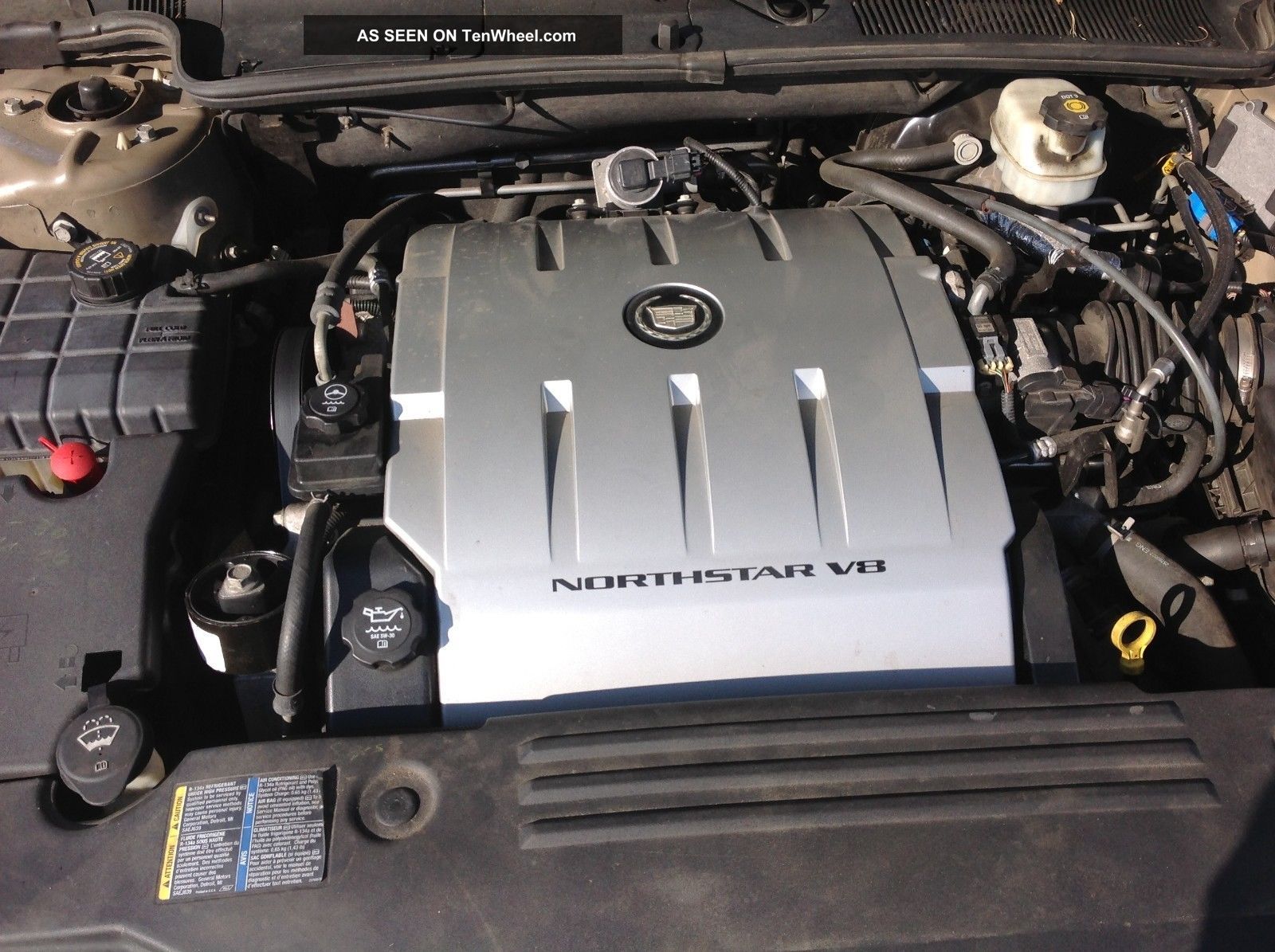 2006 Cadillac Dts Base Sedan 4 - Door 4. 6l With North - Star Engine.