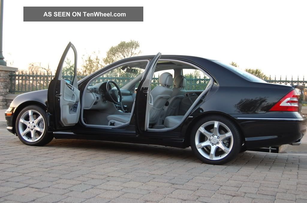 2007 Mercedes - Benz C230 Sport Sedan 4 - Door 2. 5l
