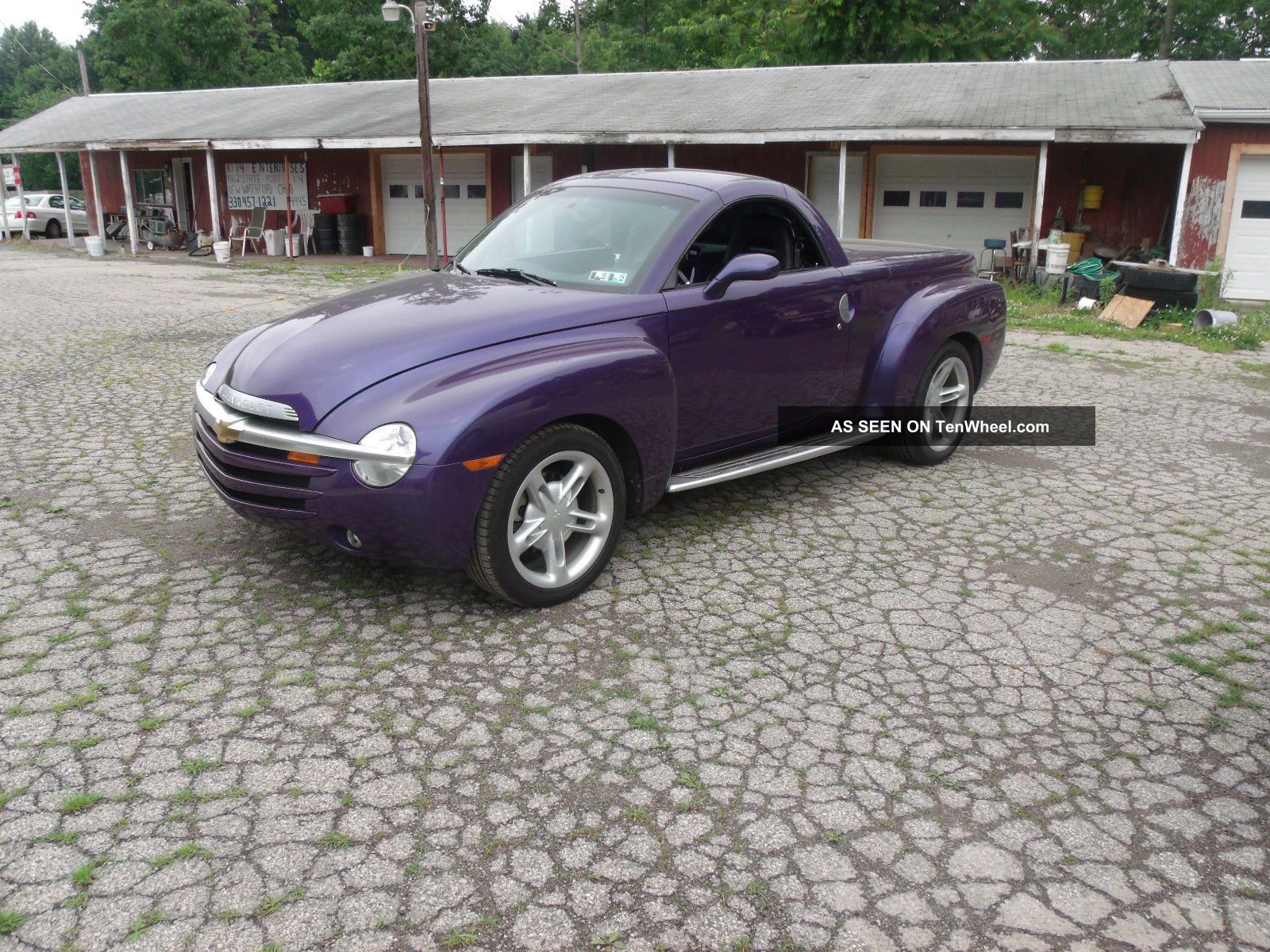 2004 Chevrolet Ssr Base Convertible 2 - Door 5. 3l