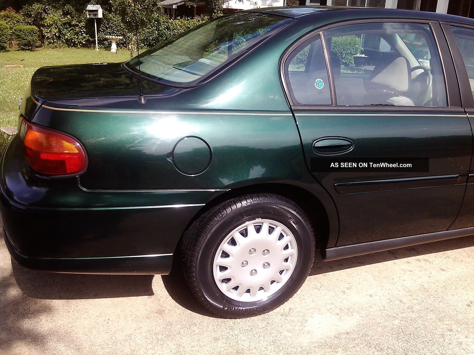 2003 Chevrolet Malibu Base Sedan 4 - Door 3. 1l