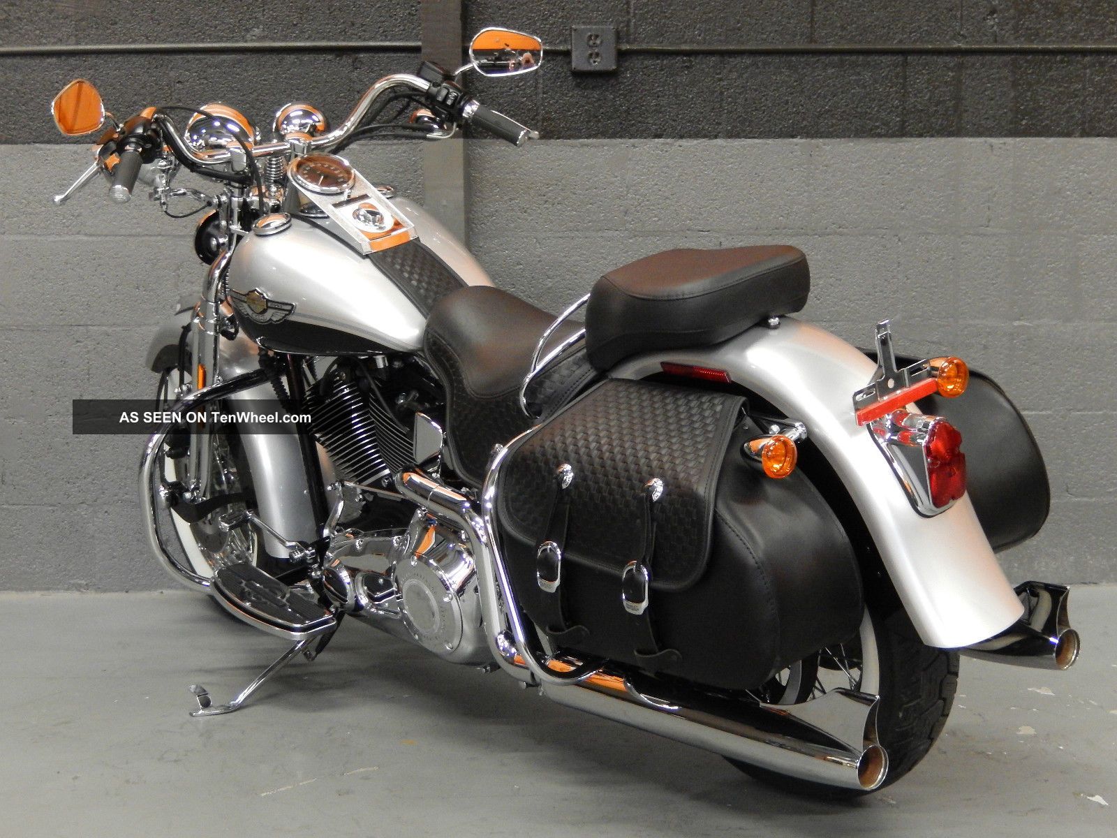 2003 Harley - Davidson Flstsi 100th Anniversary Softail Heritage Springer